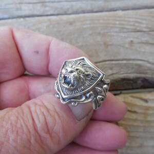 Lion Rings in Sterling Silver 925 With Peridot Stones in the Eyes - Etsy