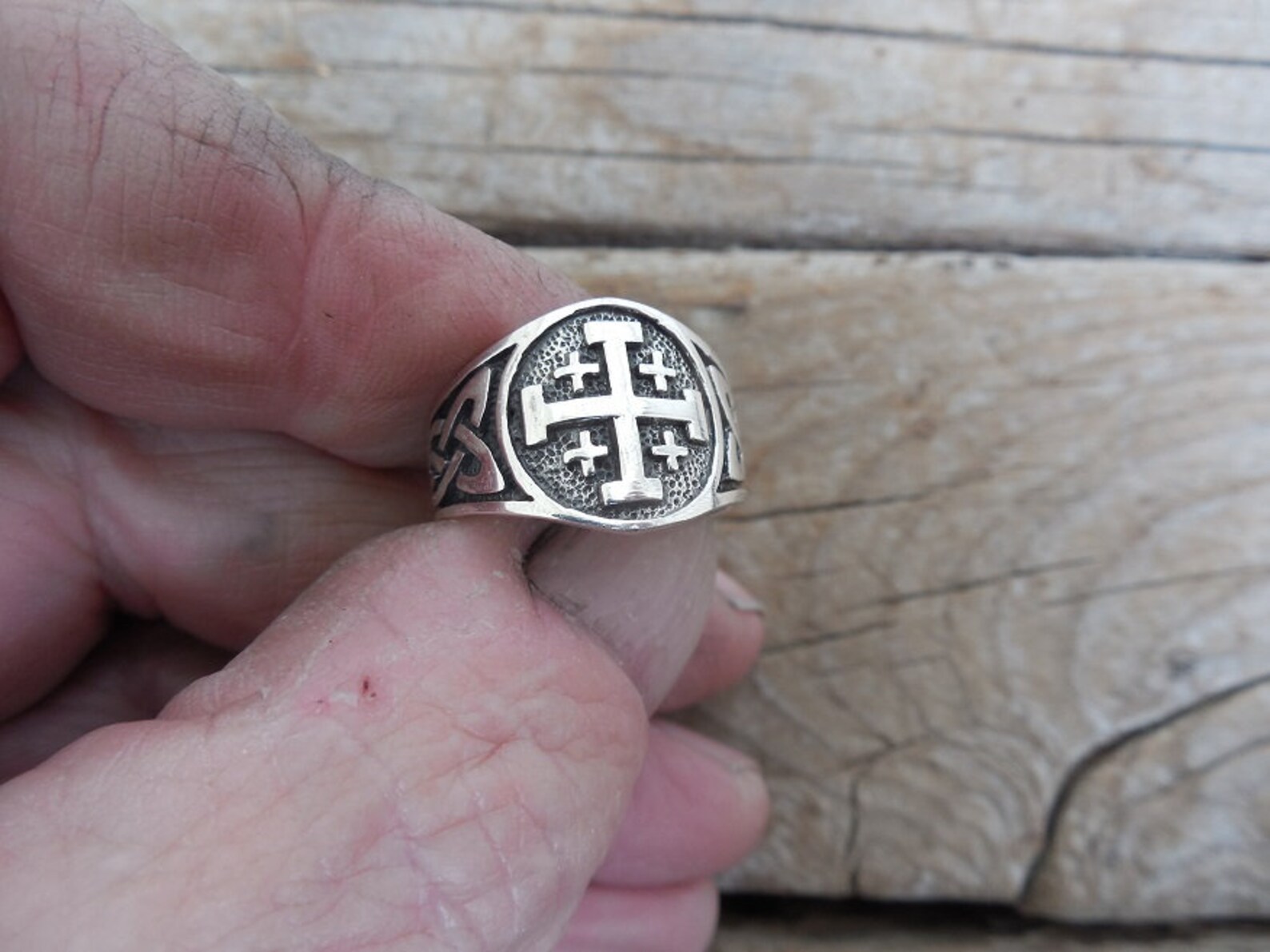 The Jerusalem Cross Ring With Celtic Triquetras on the Sides - Etsy