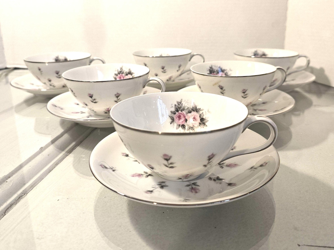 Vintage Harmony House Rosebud Set of 6 Cups With Saucers - Etsy