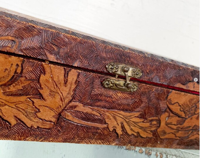 Vintage Flemish Art Co Carved Wood Pyrography Dresser Box Poppy Flower ...