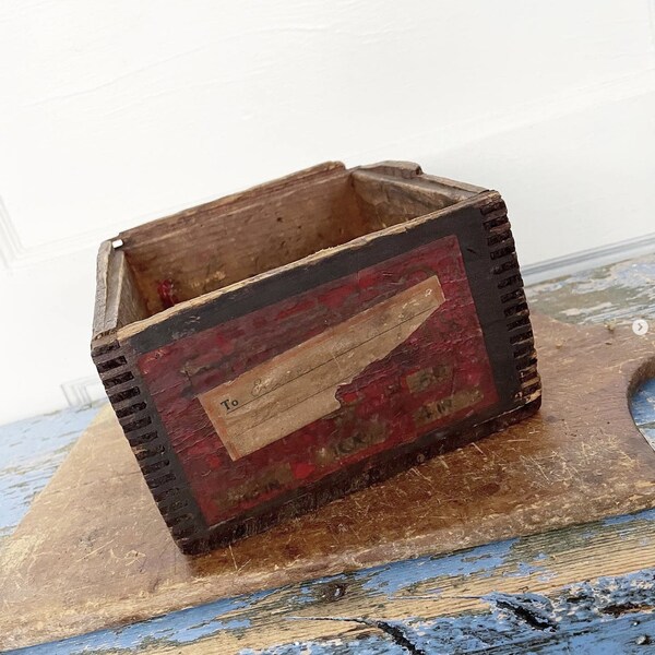 Primitive Box - Etsy