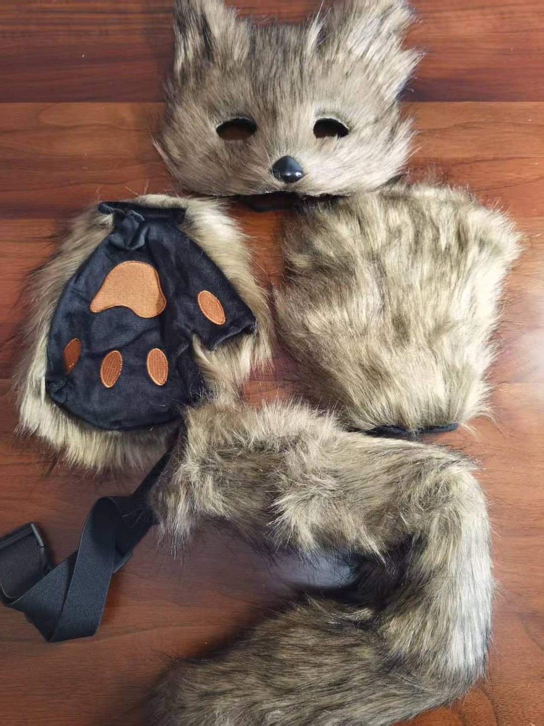 Quadrobic Paws Wolf, Furry Paws White, Quadrobic Mask, Kids Animal Mask ...