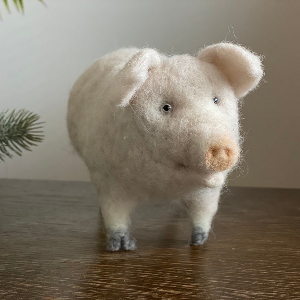 Needle Felted Pig - Etsy