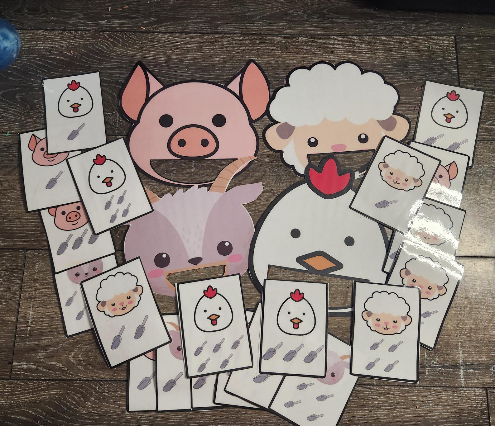 Feed the Farm Animals Sensory Bin Activity, Pre-laminated, Montessori ...