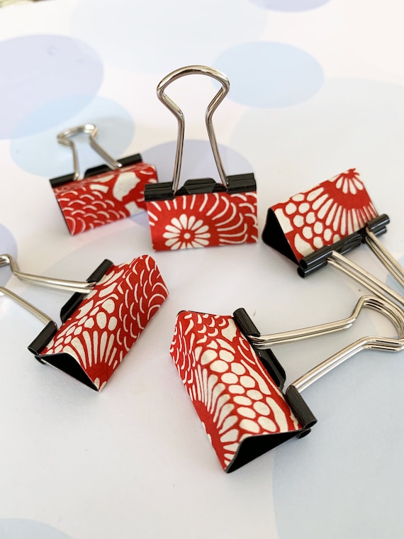 Patterned binder clips store