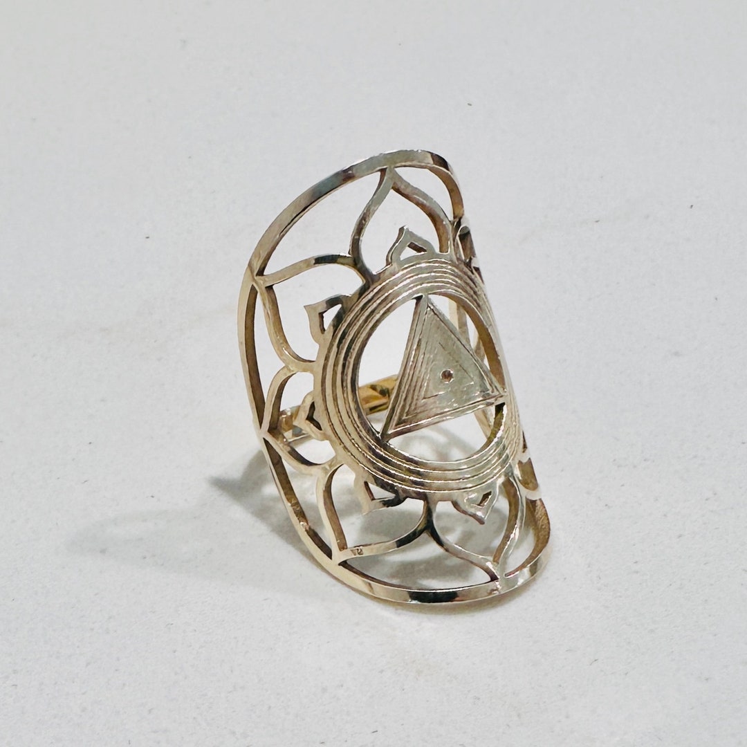 14k Solid Gold Kali Yantra Ring - Etsy