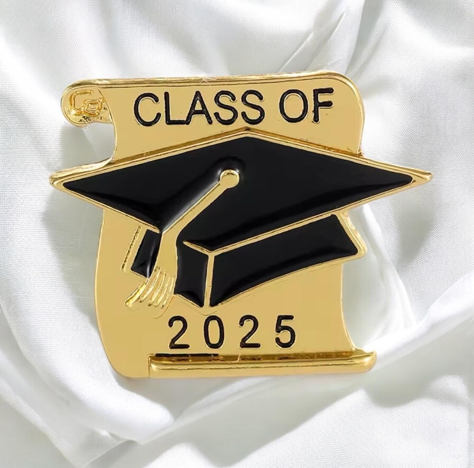 Class of 2025 Graduation Enamel Pin Set – Graduate Cap & Diploma Pins ...