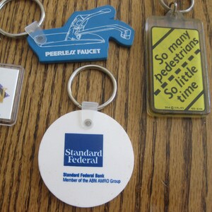 20 Vintage Mix of Key Chains - Etsy