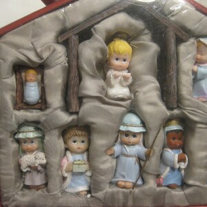 9 Piece Ceramic Nativity Scene - Etsy