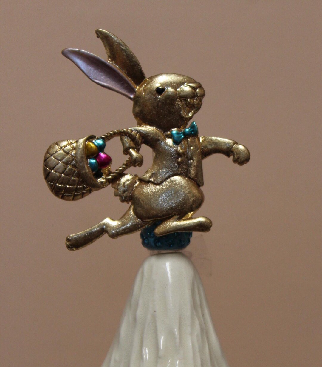 Ceramic Christmas Tree Topper Easter Rabbit With Basket Bunny Ceramic ...