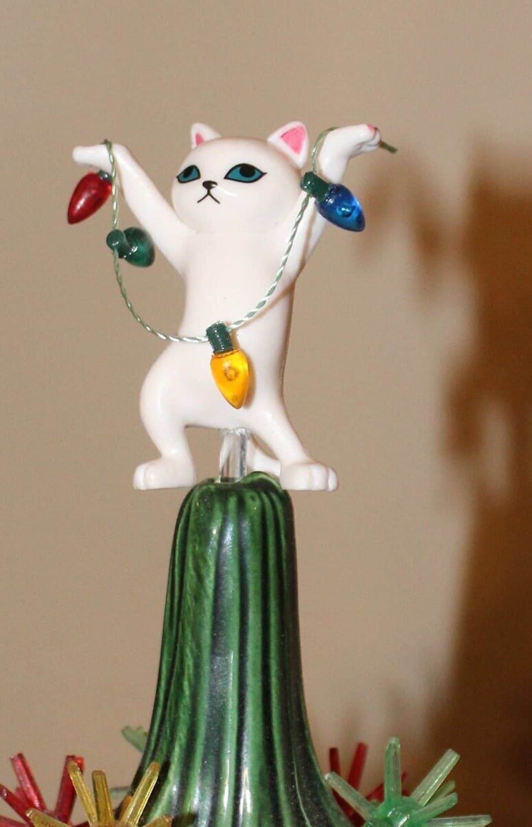 Ceramic Christmas Tree Topper White Cat Halloween Ceramic Tree ...