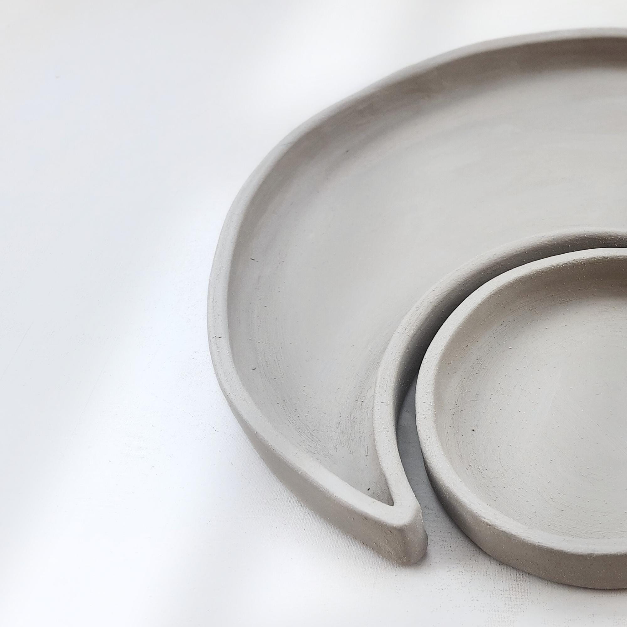 Big Platter Pottery Template: Chip & Dip – Round Serving Dish With Dip ...