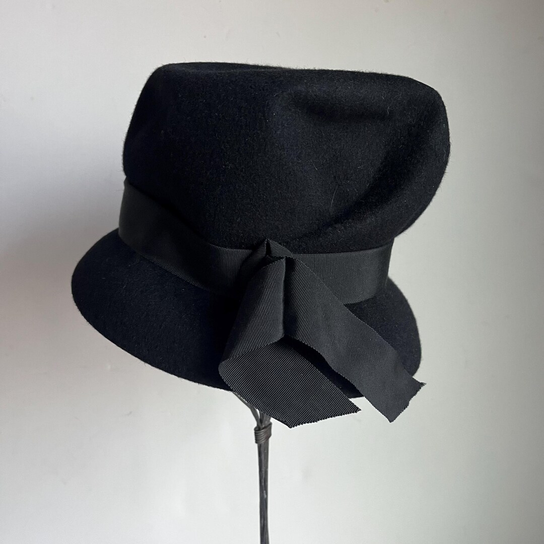 Vintage Ritz Black Wool Felt Hat With Ribbon Bow – Vintage Headwear ...