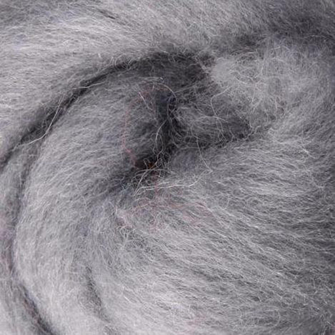 Wool Roving // Smoke Corriedale Wool // Gray Wool Roving Sliver, Needle ...