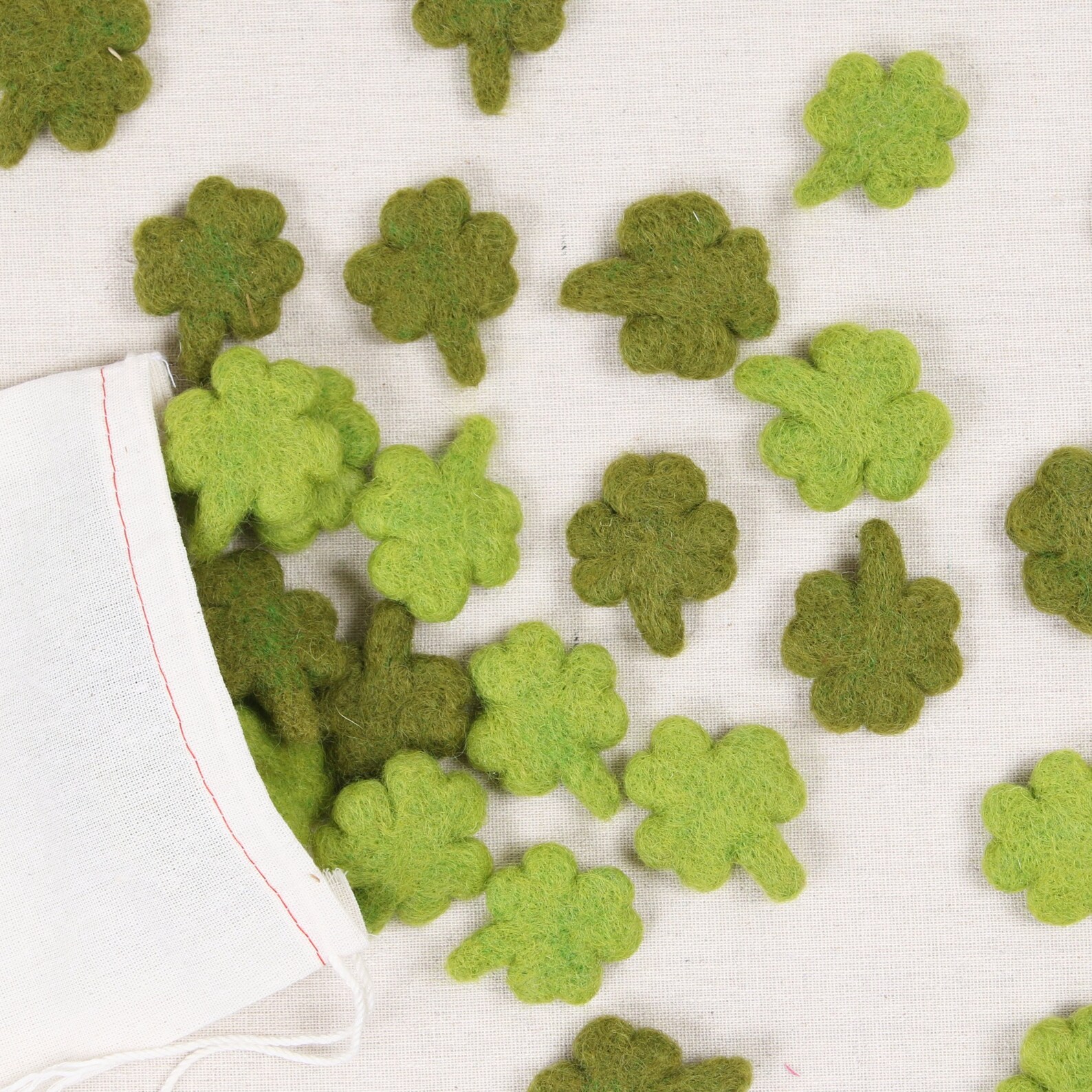 Clovers // Felt Shapes // Shamrock Wool Beads Felt Bead - Etsy
