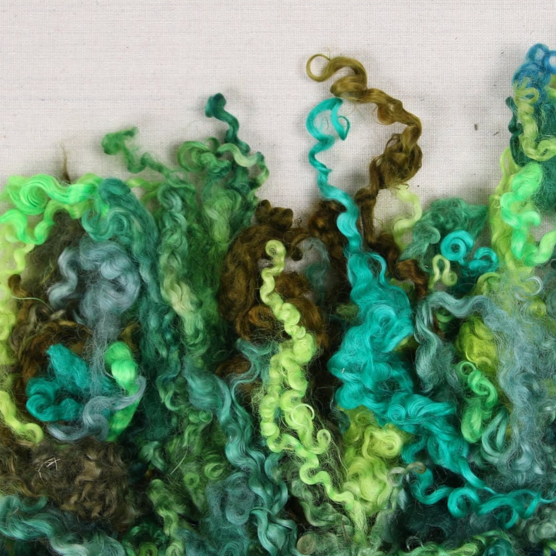 Wensleydale Curls// Green // Wool Curls, Wool Roving, Needle Felting ...