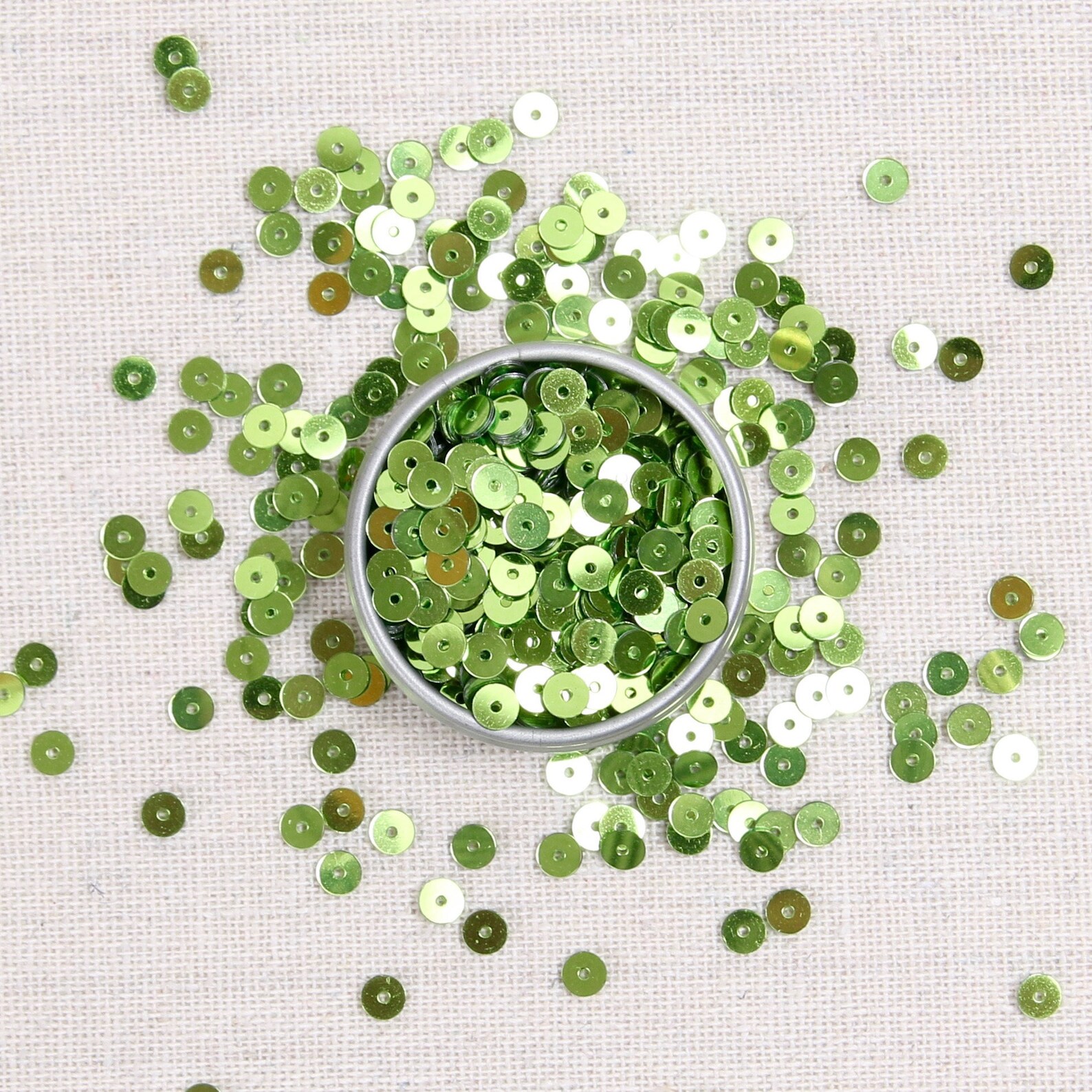 Sequins & Beads // Clover Metallic Sequins Clover Seed Beads - Etsy