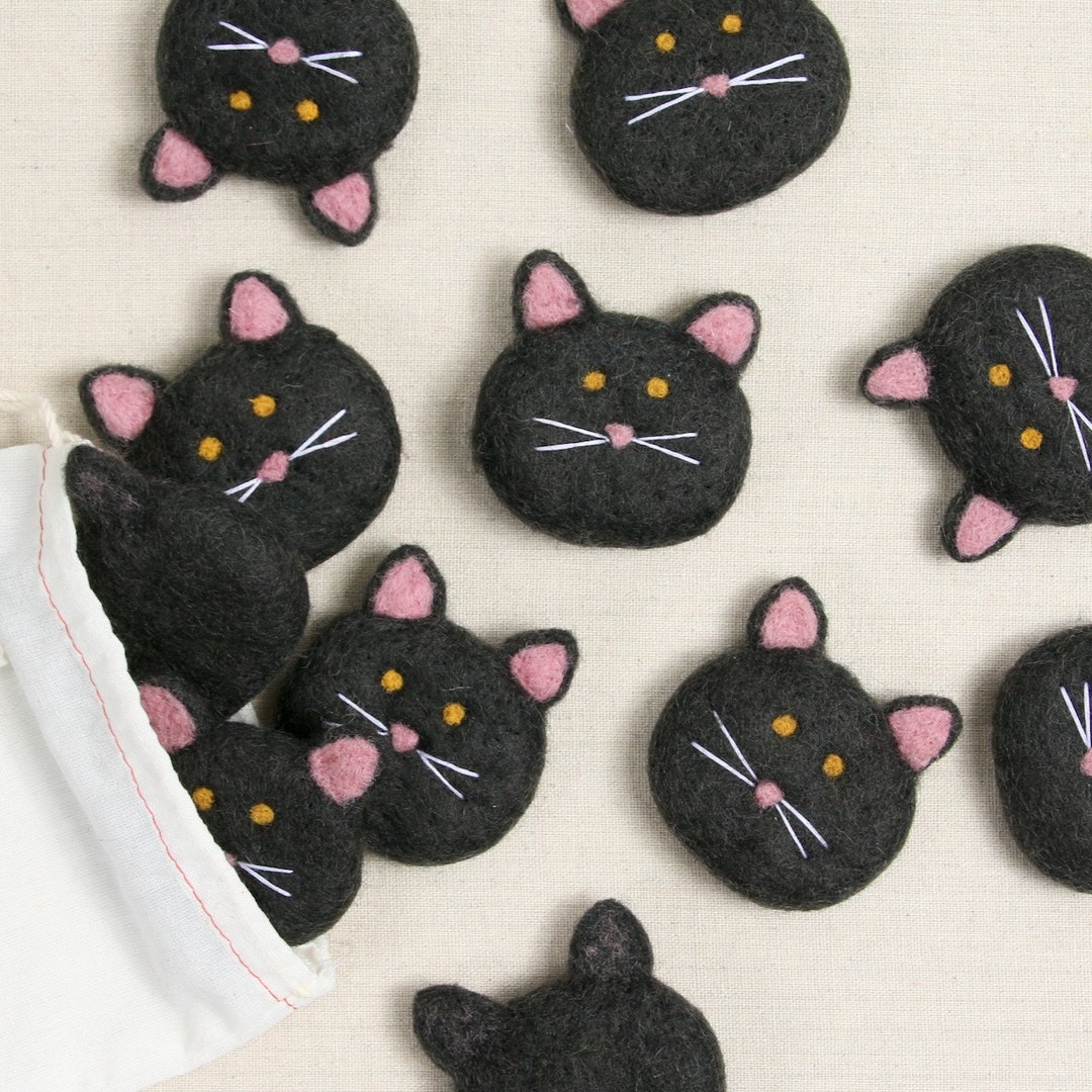 Cat, Graphite Gray // Felt Shapes // Felt Pom Poms, Halloween Garland ...