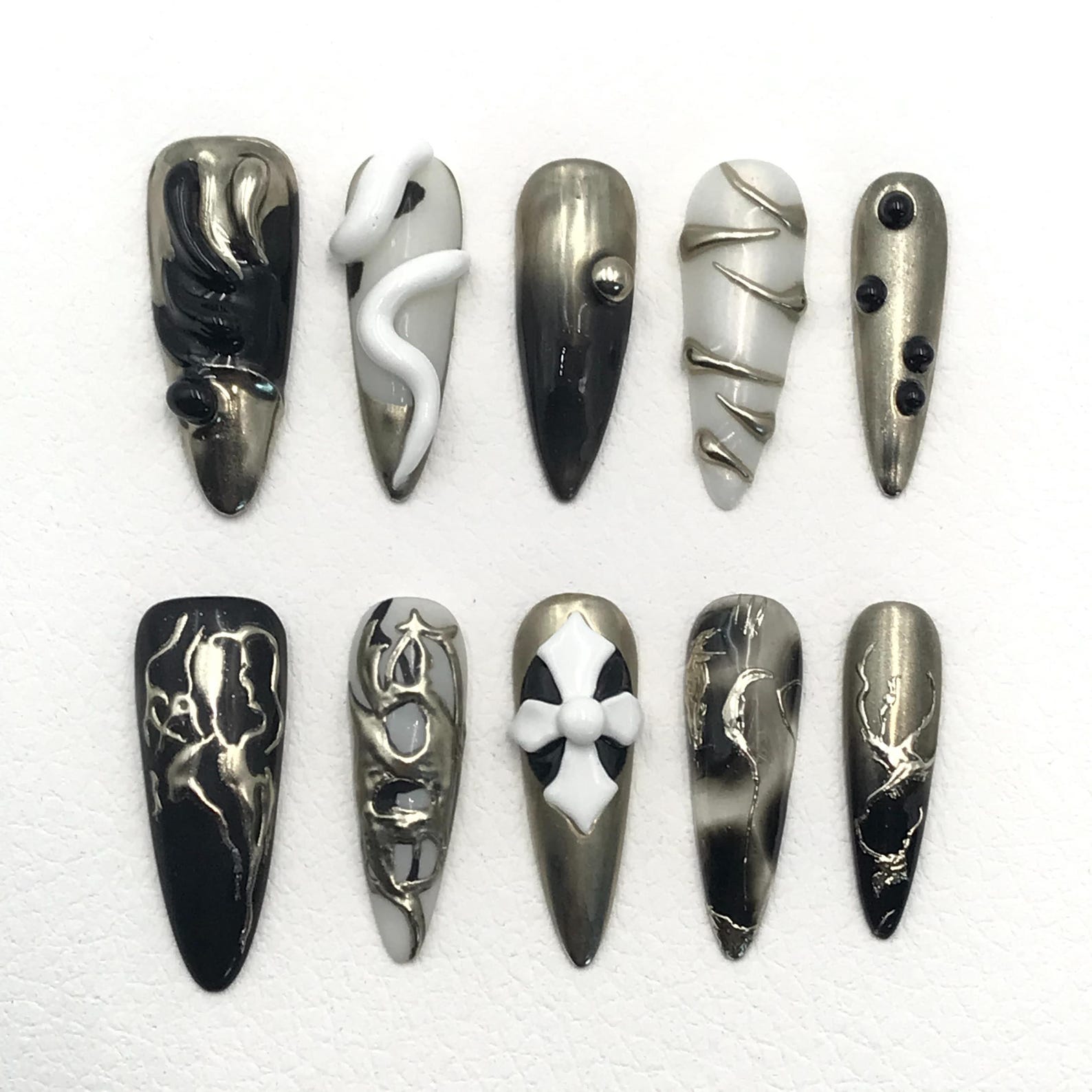 Gothic Horror Snake Press on Nails | 3D Stiletto Gel Set for Halloween ...