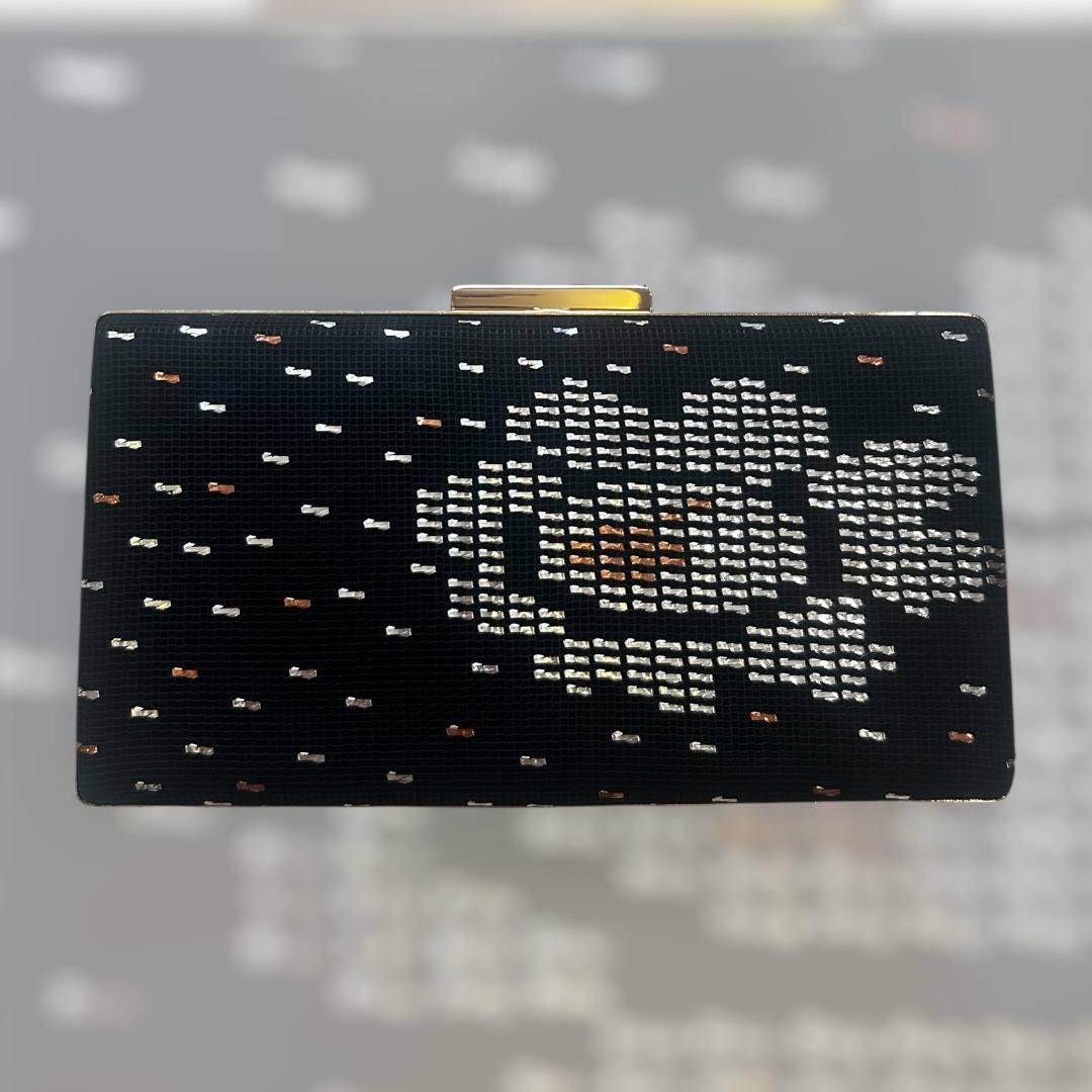 Wire Breaking Bag Made With Traditional Wire Breaking Art, Wire ...