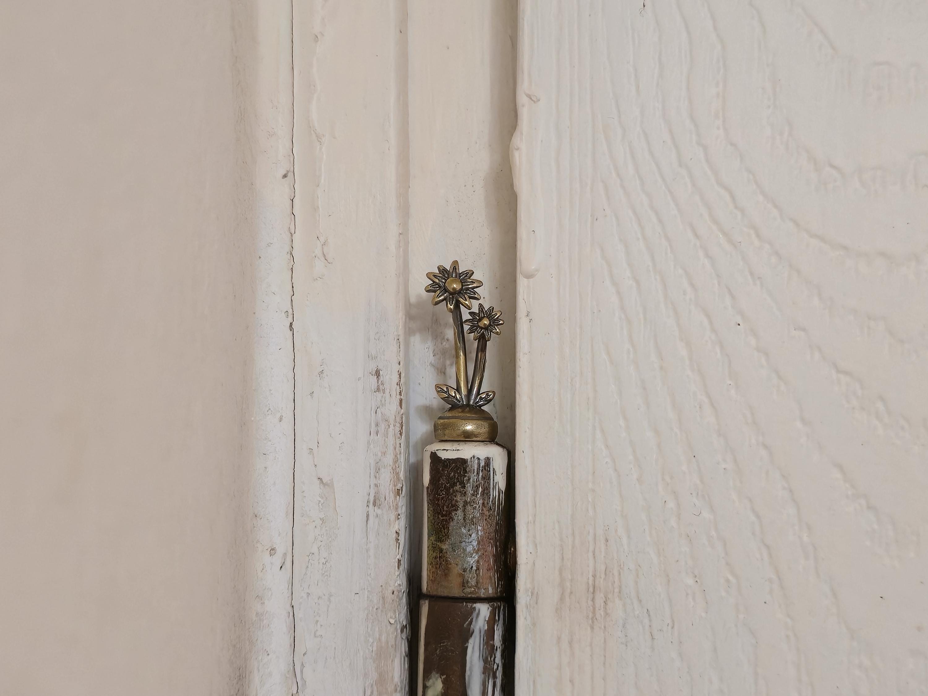 Brass Flower Hinge Topper: Magnetic Floral Door Accent for Nature ...