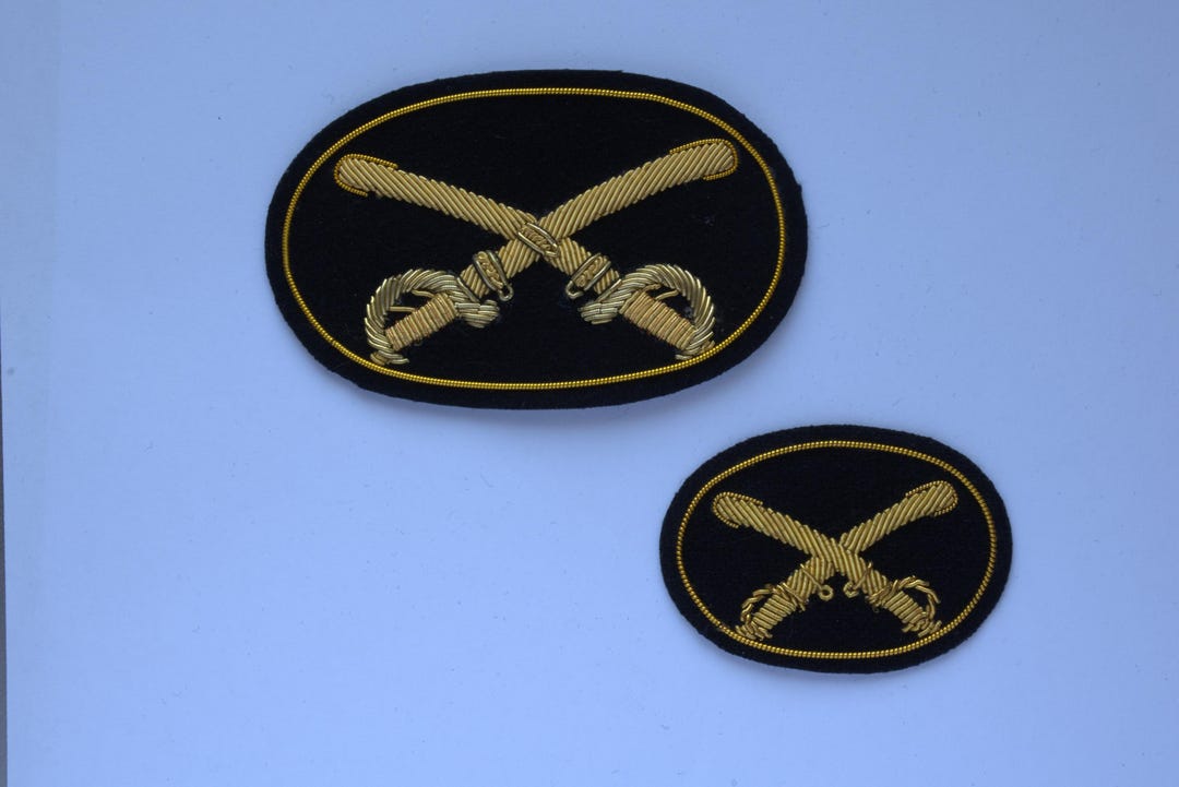 Union Cavalry Officer Insignia Badge: Bullion Embroidered Sabers, Re ...