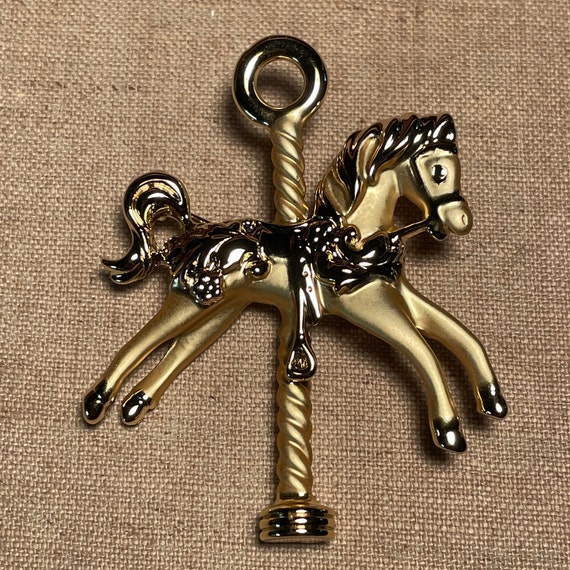 Large Vintage Carousel Horse Brooch Gold Tone Signed … - Gem