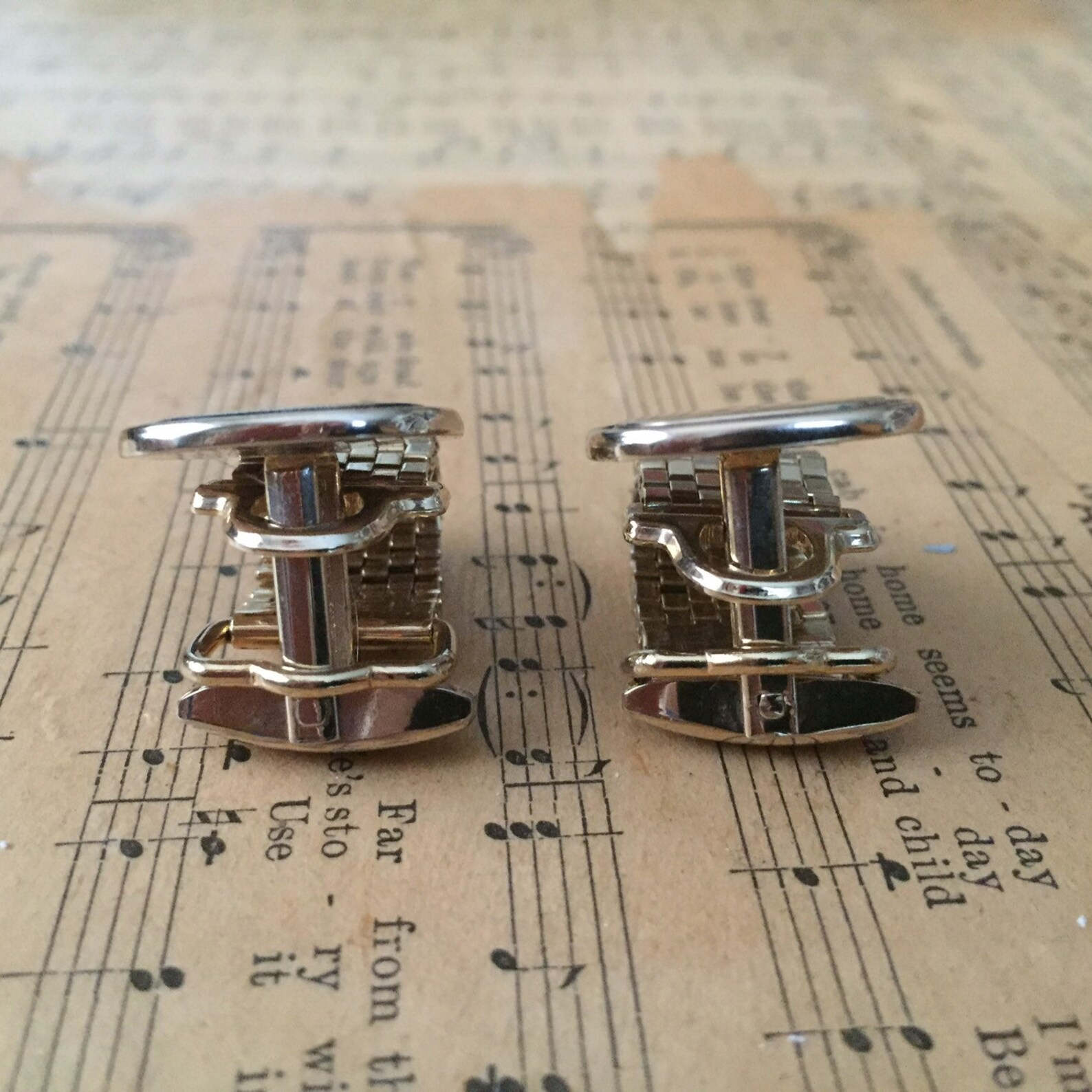 Vintage Gold Toned Wrap Cufflinks - Sarah Coventry 1960's - Etsy