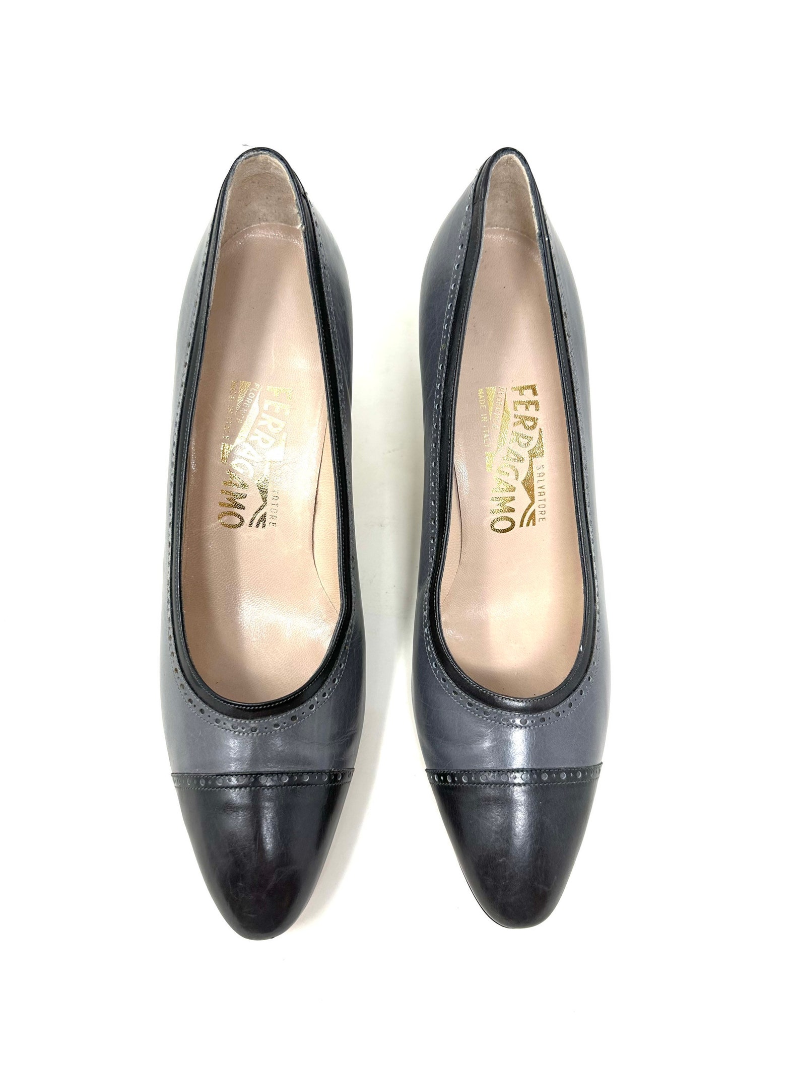 Vintage Salvatore Ferragamo Wing Tip Pumps - Size 9.5 AA - New ...