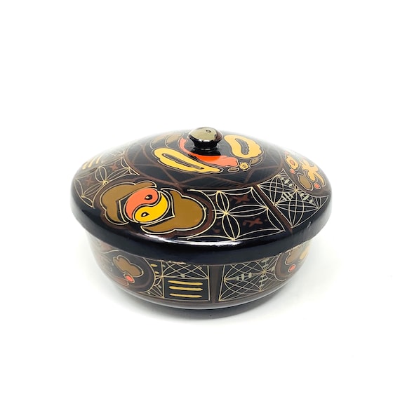Japanese Shikki Lacquerware Box - Mid-Century - Gem