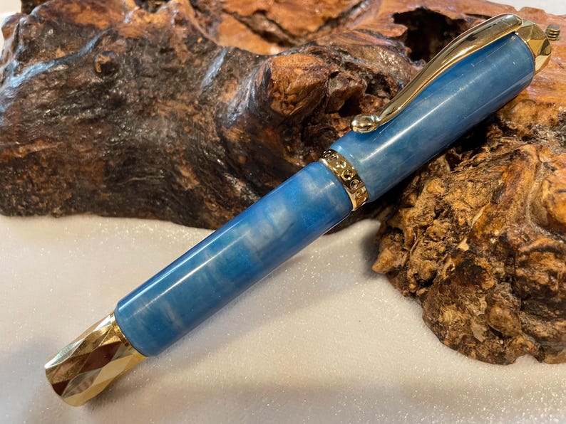 Atrax Style Fountain Pen: Smooth Writing, Classy Design 7501 7477 6713 ...