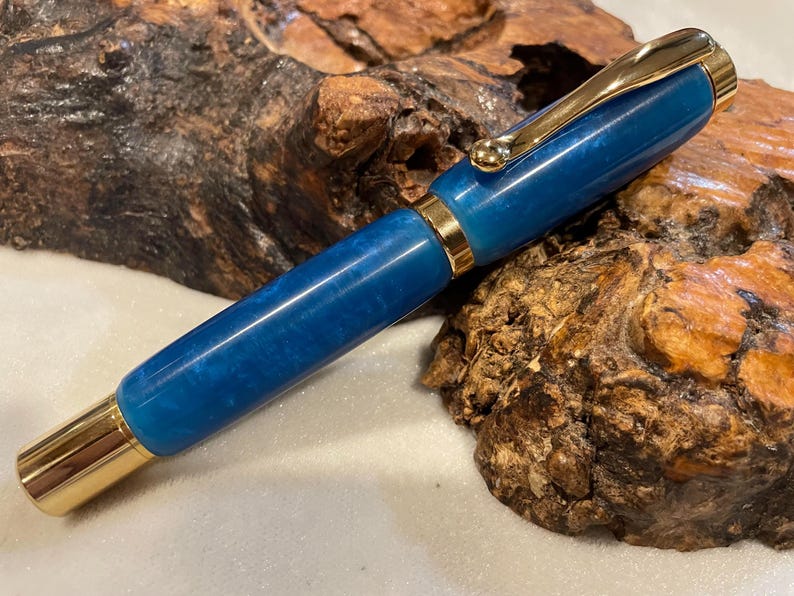 Atrax Style Fountain Pen: Smooth Writing, Classy Design 7501 7477 6713 ...