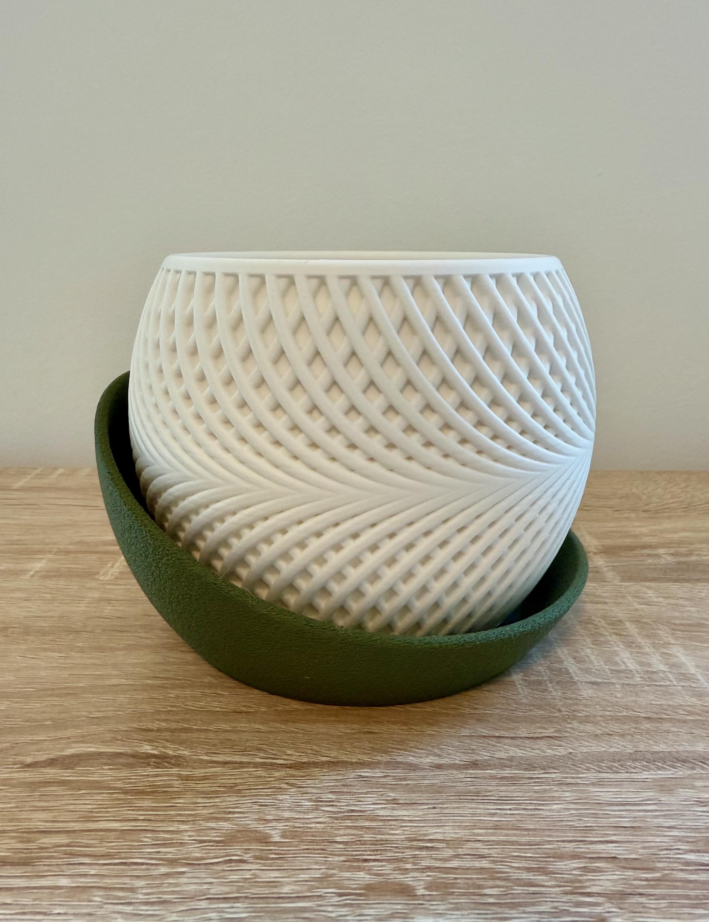 3D Printed Planter Pot With Drip Tray - Modern 3D Printed Pot for ...