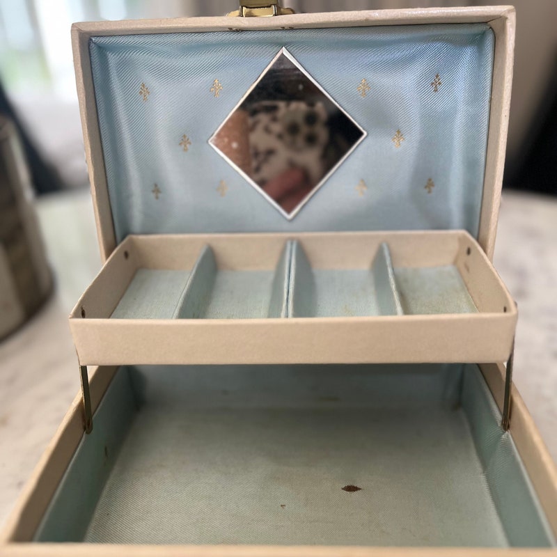 Traditional Jewelry Box - Etsy