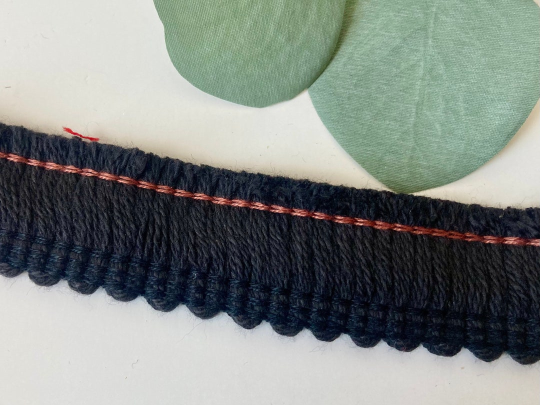 5 Yards Black Yarn Loop Trim 1” Wide Red Accent Thread Skein Spool ...