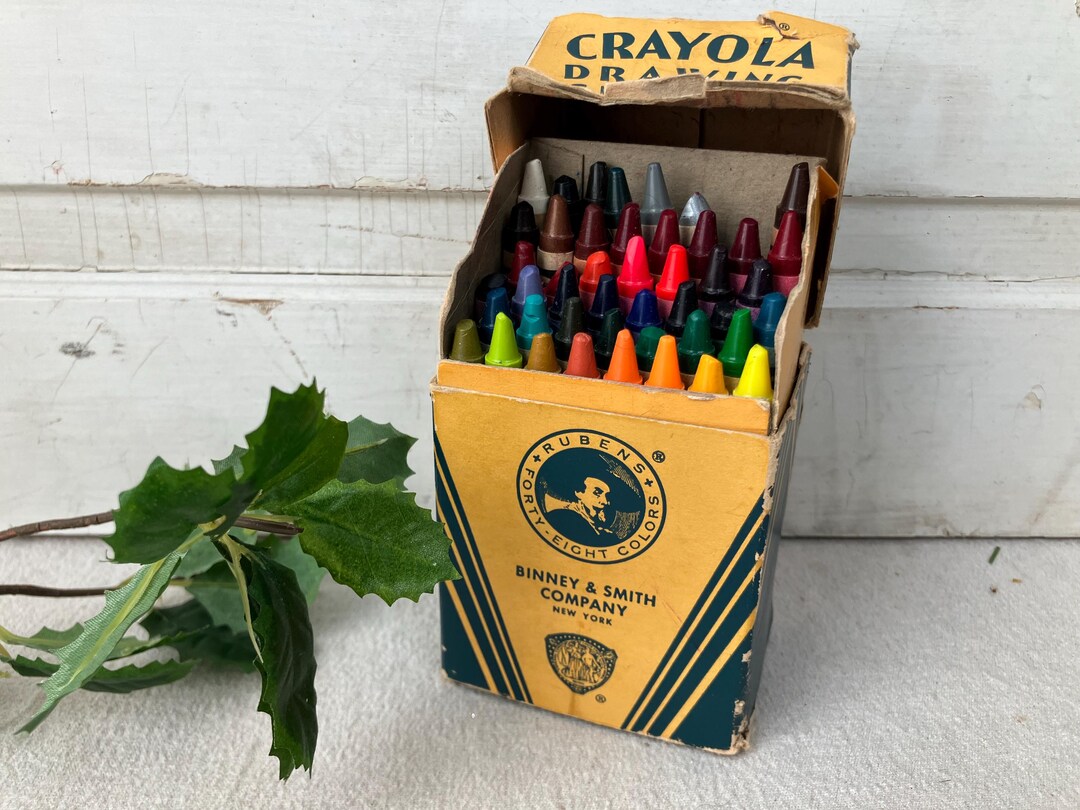 Box Crayola Crayons Binney & Smith 48 Ct Colors (missing 4) Gold Medal ...