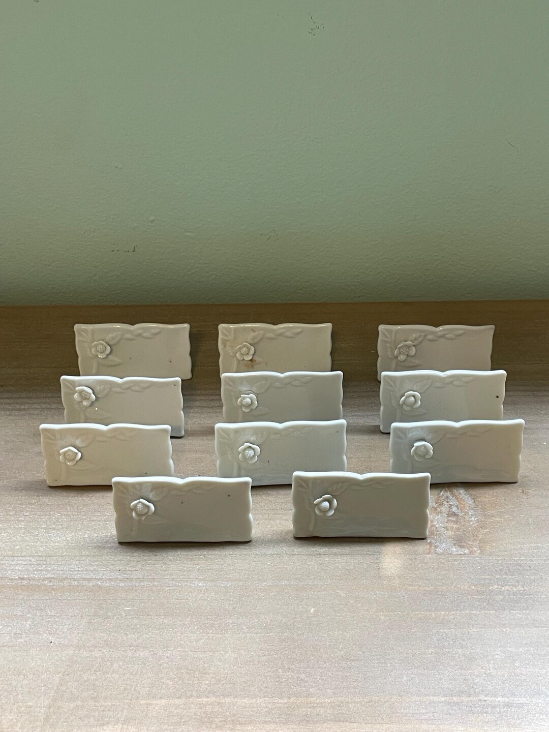 Placecard or Name Place Holders- White Floral - Etsy