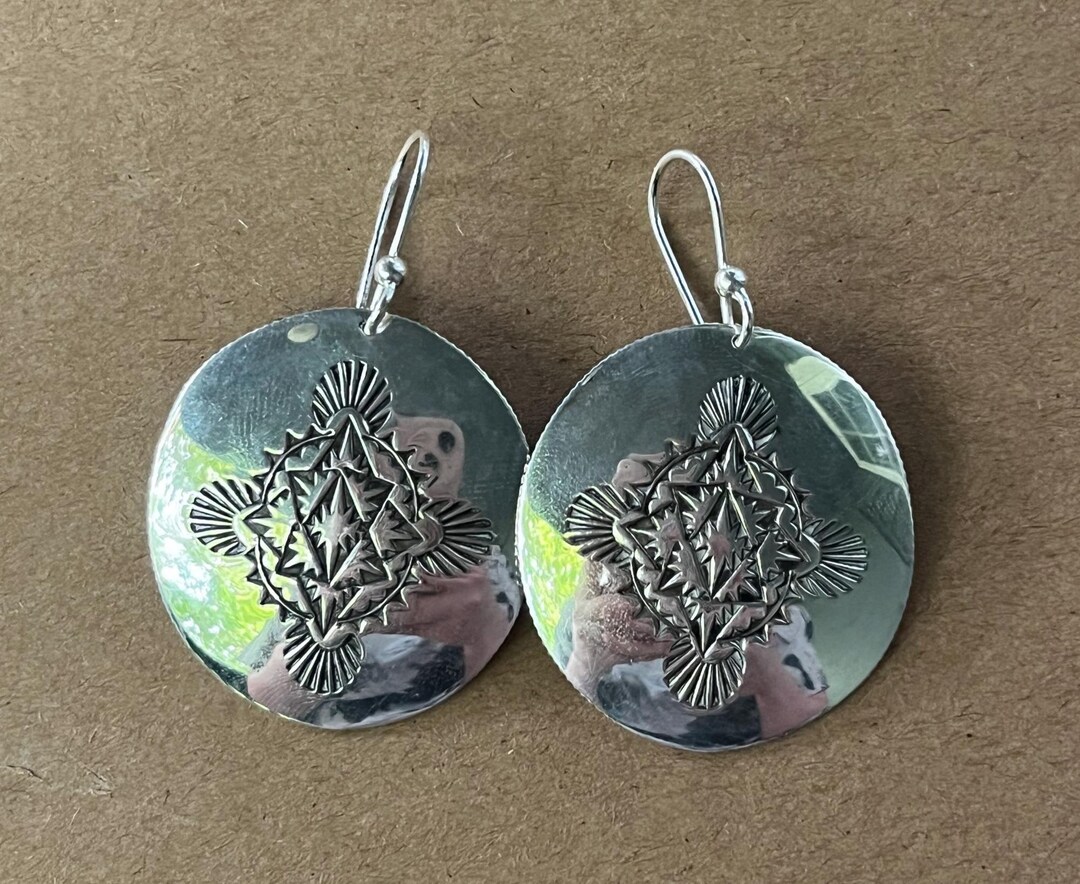 Harvey Bear Track Earrings A+ Amazing Native American Navajo Harvey ...