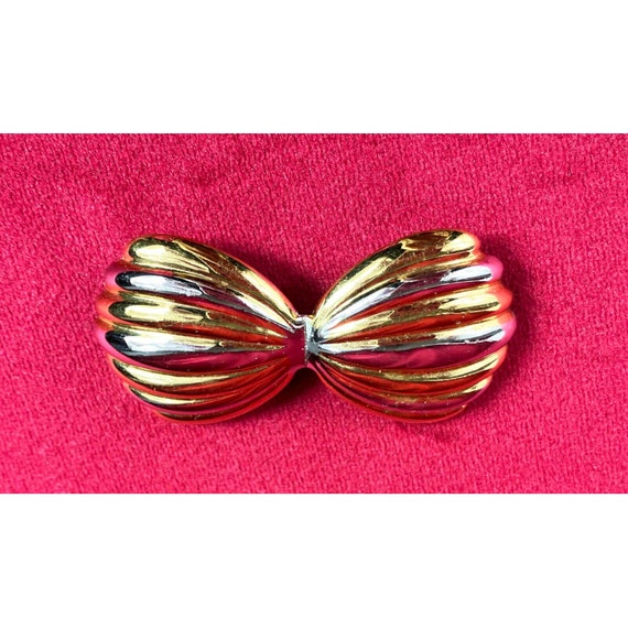 Nina ricci vintage bow pin - Gem