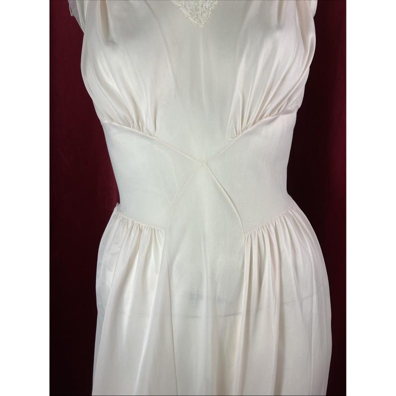 Vintage Formfit Rogers Nylon Nightgown Gown Chiffon Ruffle Panel Seam ...