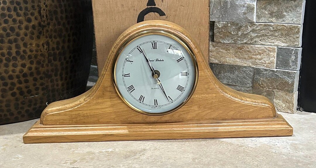 Vintage DANIEL DAKOTA Solid Wood Mantle Clock - Etsy