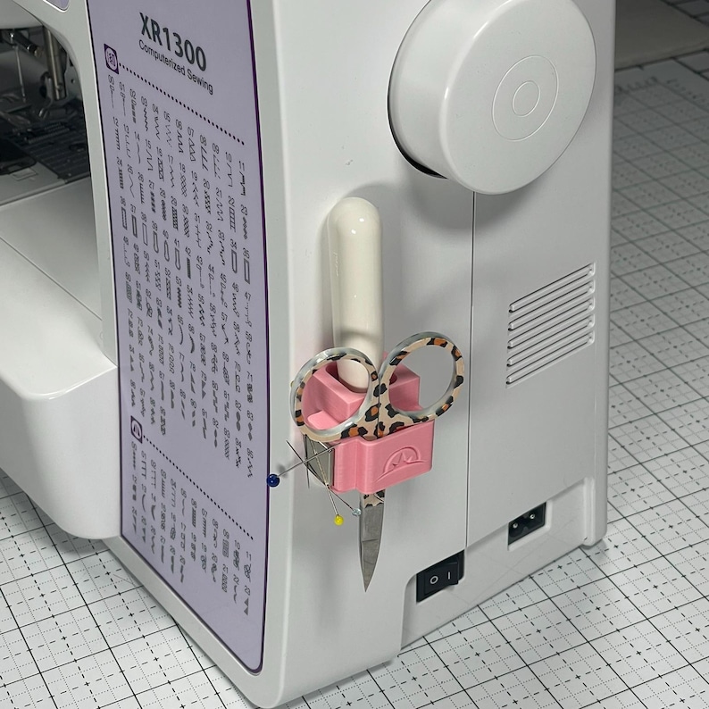 Magnetic Seam Ripper Holder for Sewing Machine | Scissor & Pin ...