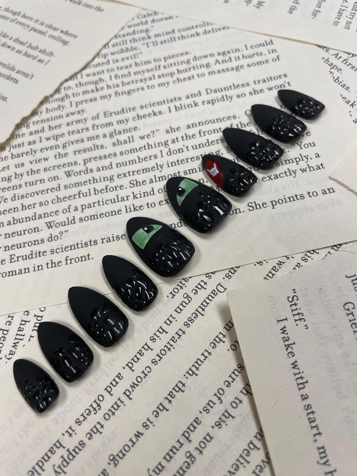 Toothless How to Train Your Dragon Press on Nails - Etsy