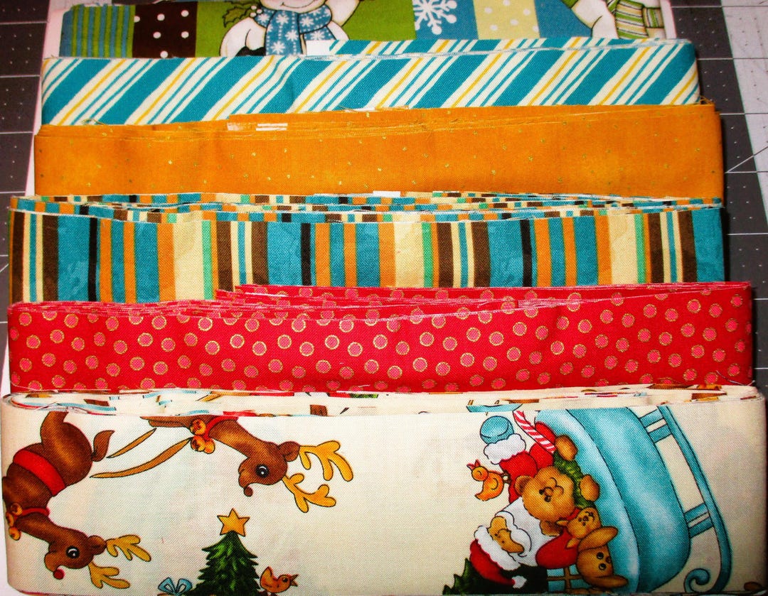 Jellyroll Rug Kit #2. Makes a 30" X 40" Rug. 42 Pieces Fabric 2 1/4" X ...