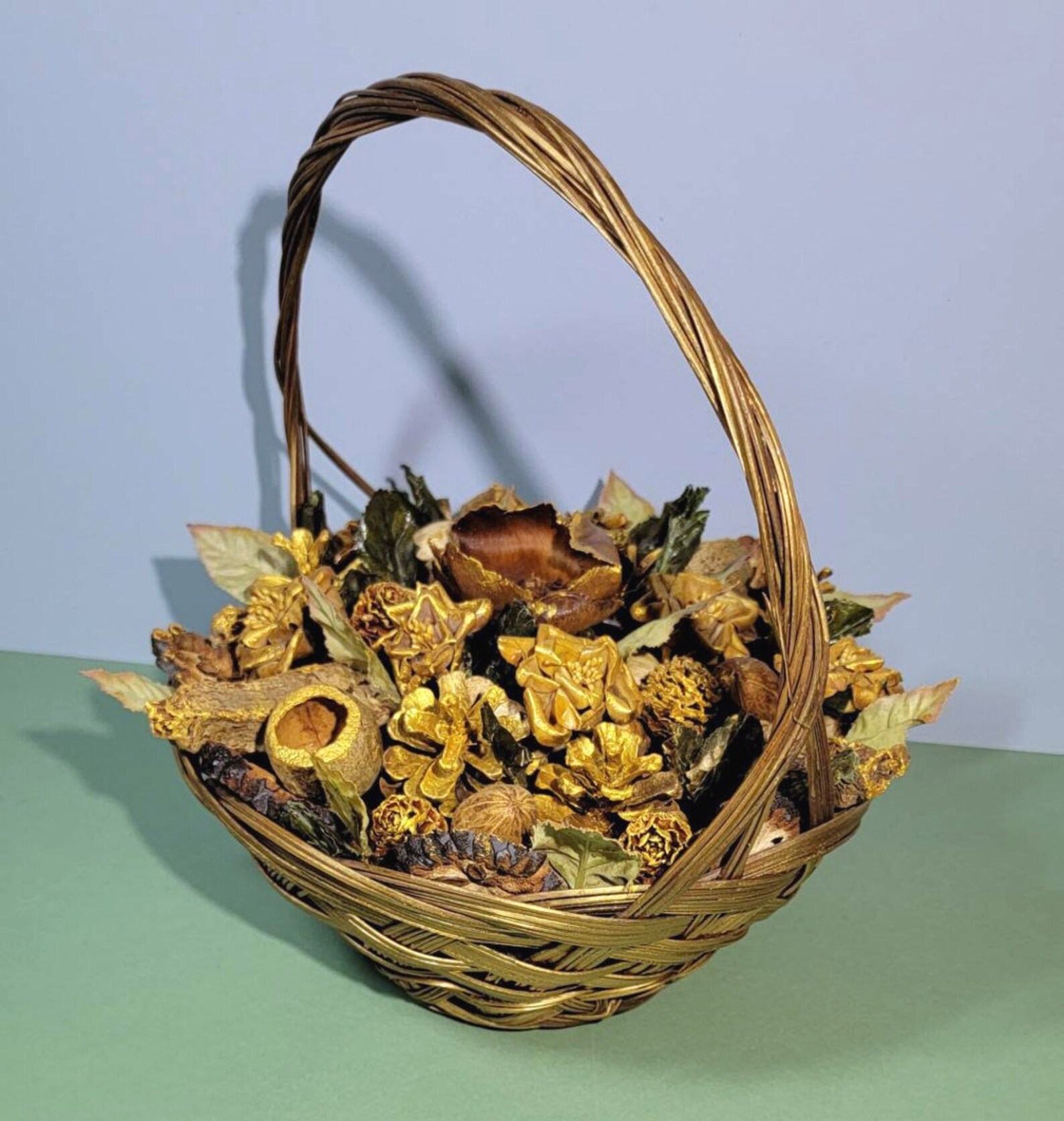 11x11" Natural Potpourri/botanicals Centerpiece in A Handled Wicker ...