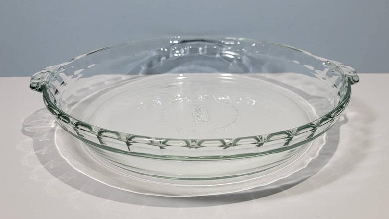 1960s 9.5 Pyrex Clear Glass Round Pie Dish Fluted Scallop Edge Deep ...