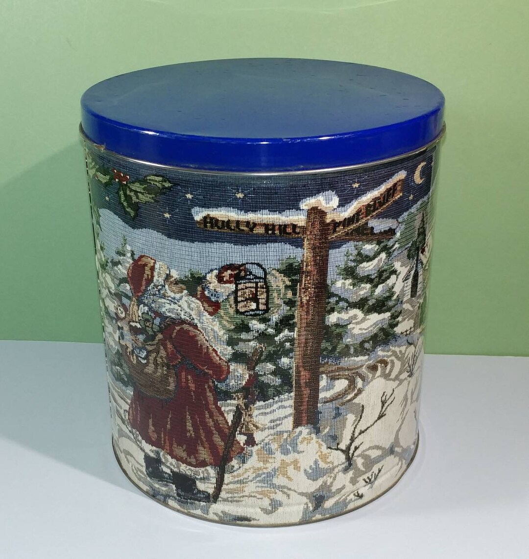 11H X 10W c 1994 Houston Food Company Jumbo Tin Canister Santa Winter ...
