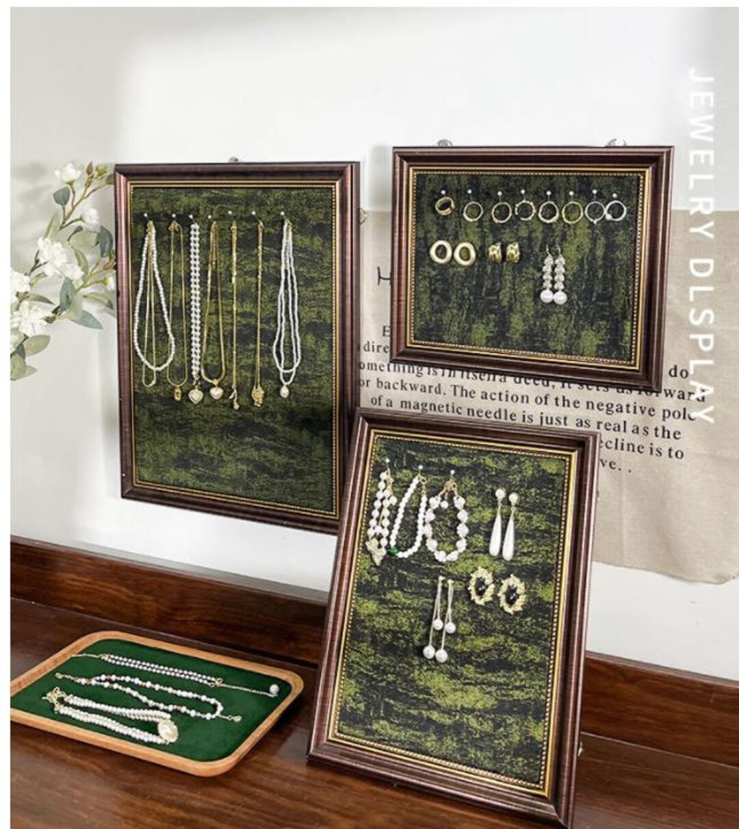 Green Forest Velvet Jewelry Display Board – Vintage Wood Frame Necklace ...