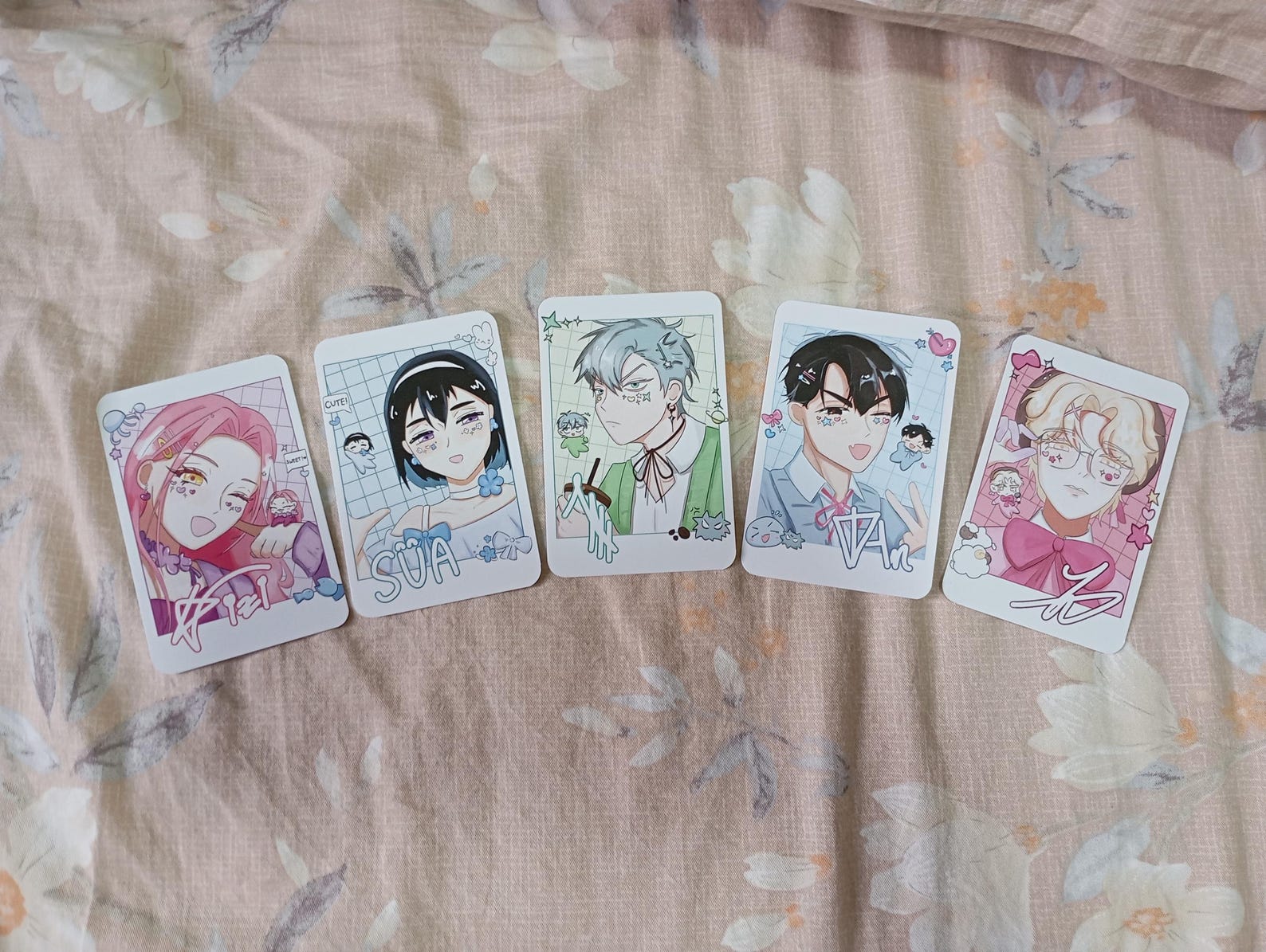 Alien Stage Photocards - Etsy