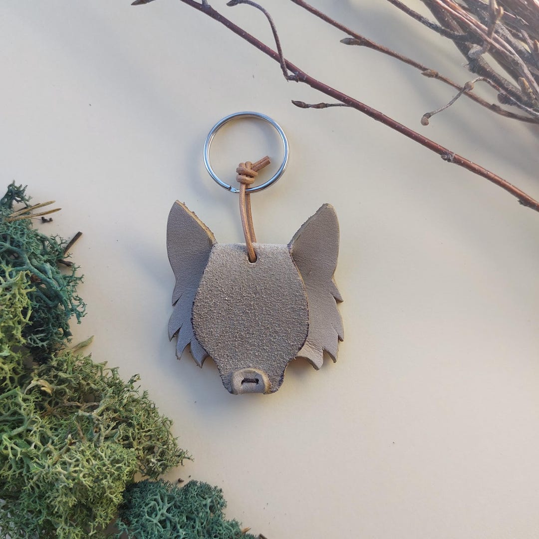 Wolf Head Keychain - Handmade Light Grey Natural Leather Keychain ...